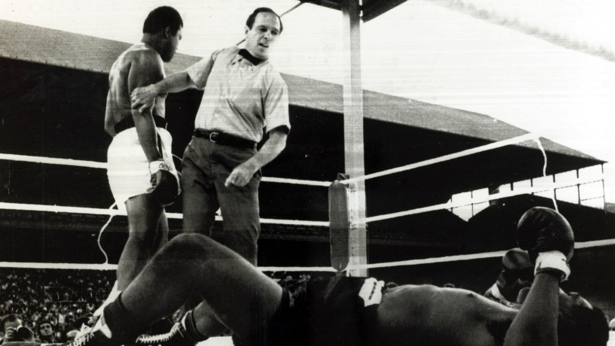 Muhammad Ali's U.S. Passport Used for Ireland Fight Set for Auction ...