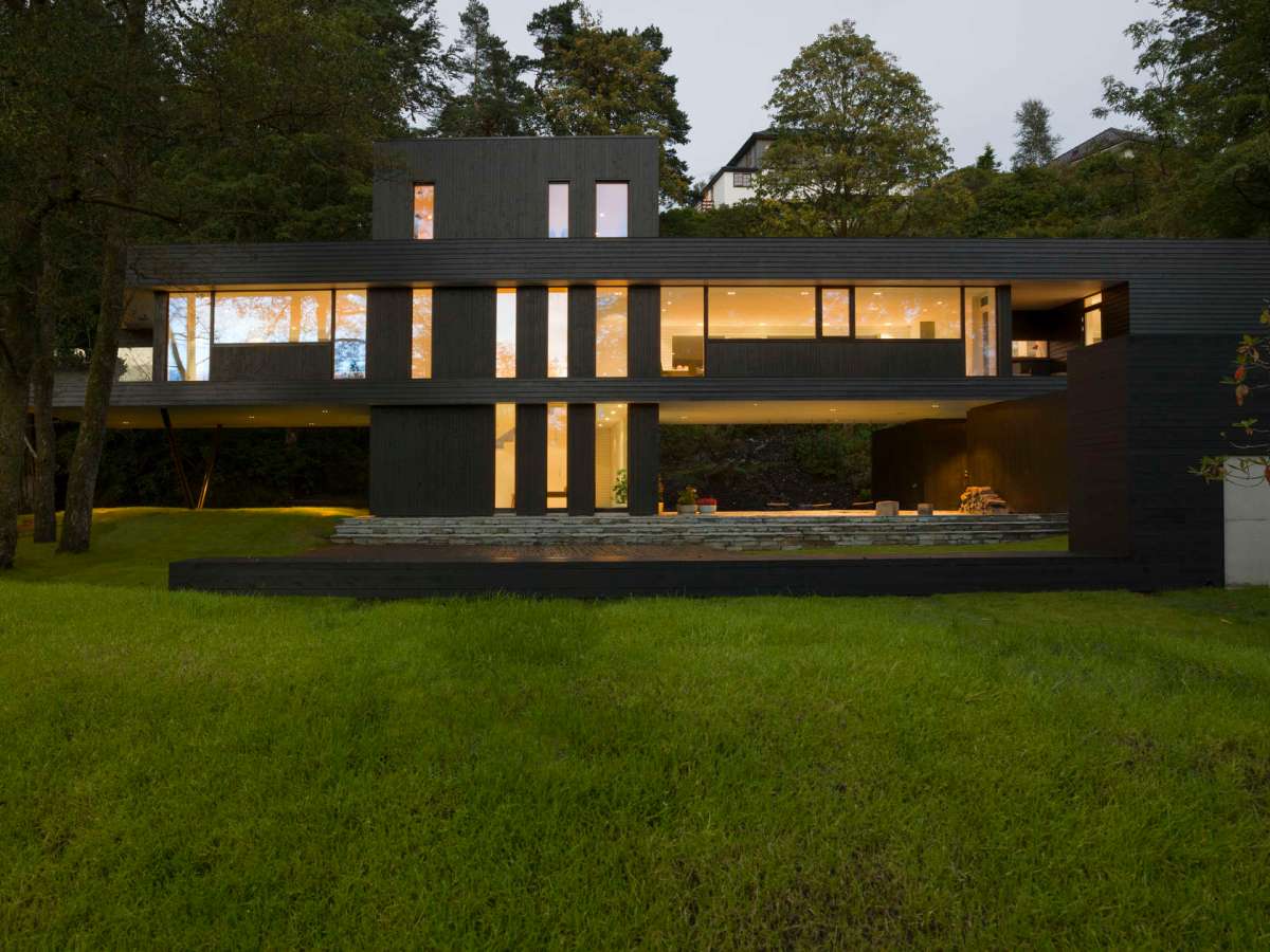 These Houses Raise the Bar for Modern Elevated Homes - InsideHook