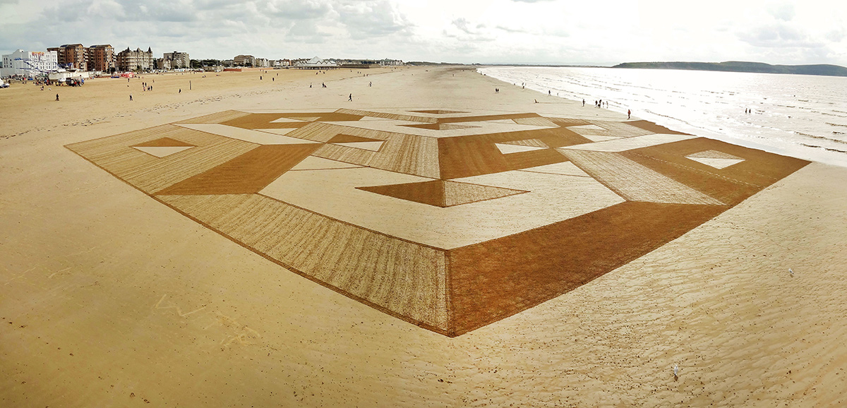 Sand Artist's Incredible Creations Only Last for Hours - InsideHook
