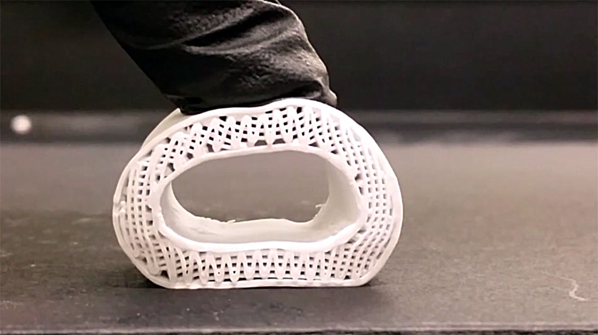 New Synthetic Bones Can Be 3-D Printed and Integrated With Living Bones ...