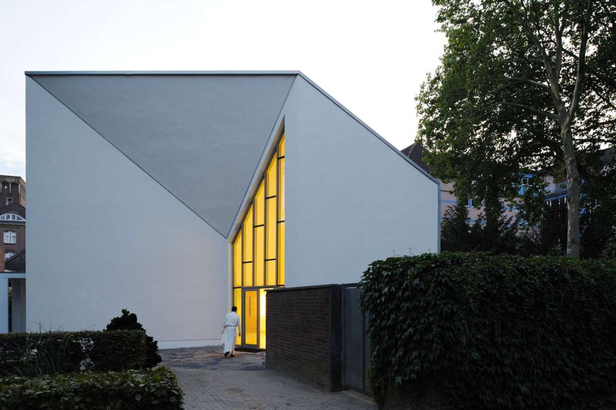 These Stunning Examples Show Why Architects Use the Color White So ...