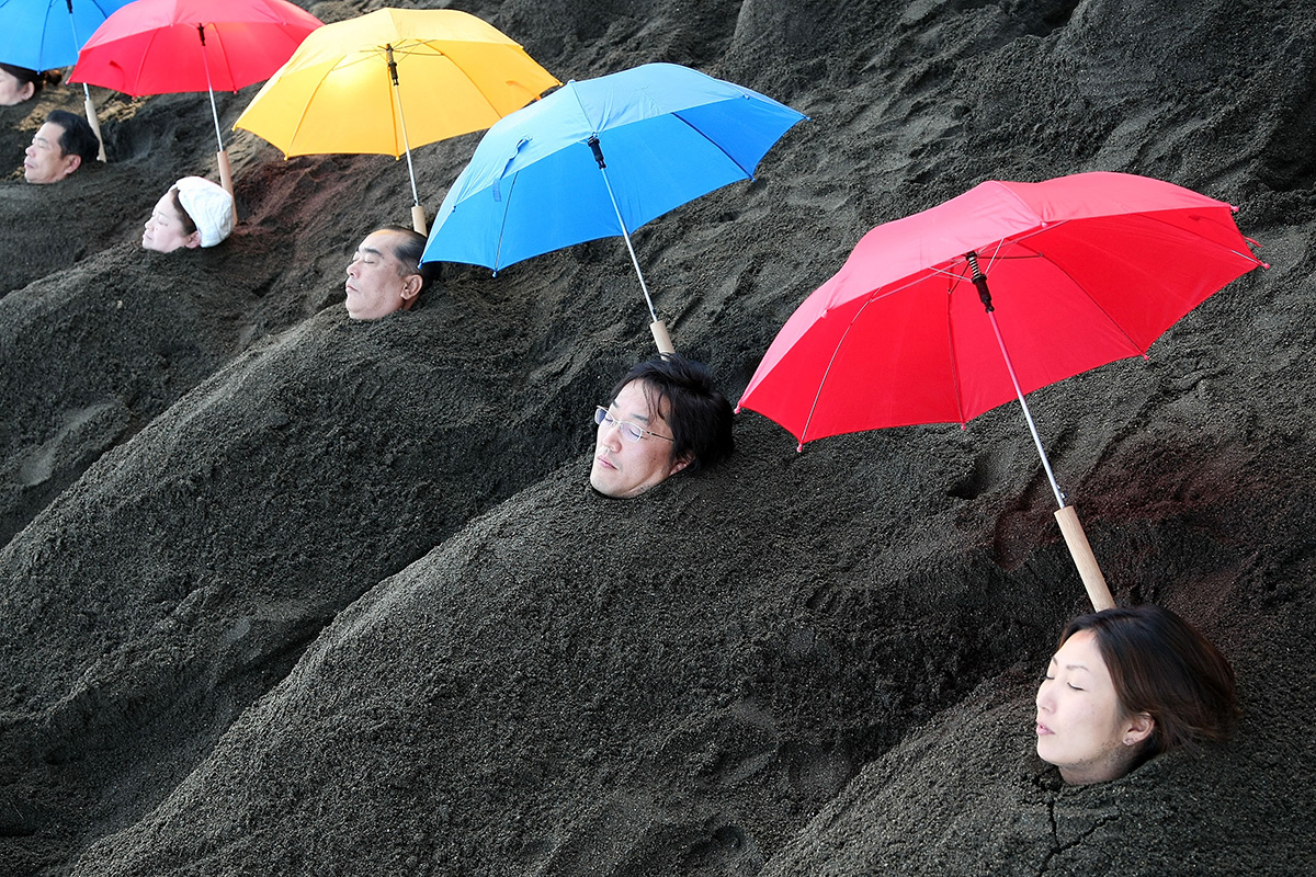Japanese City May Be Building a Hot Tub Amusement Park - InsideHook
