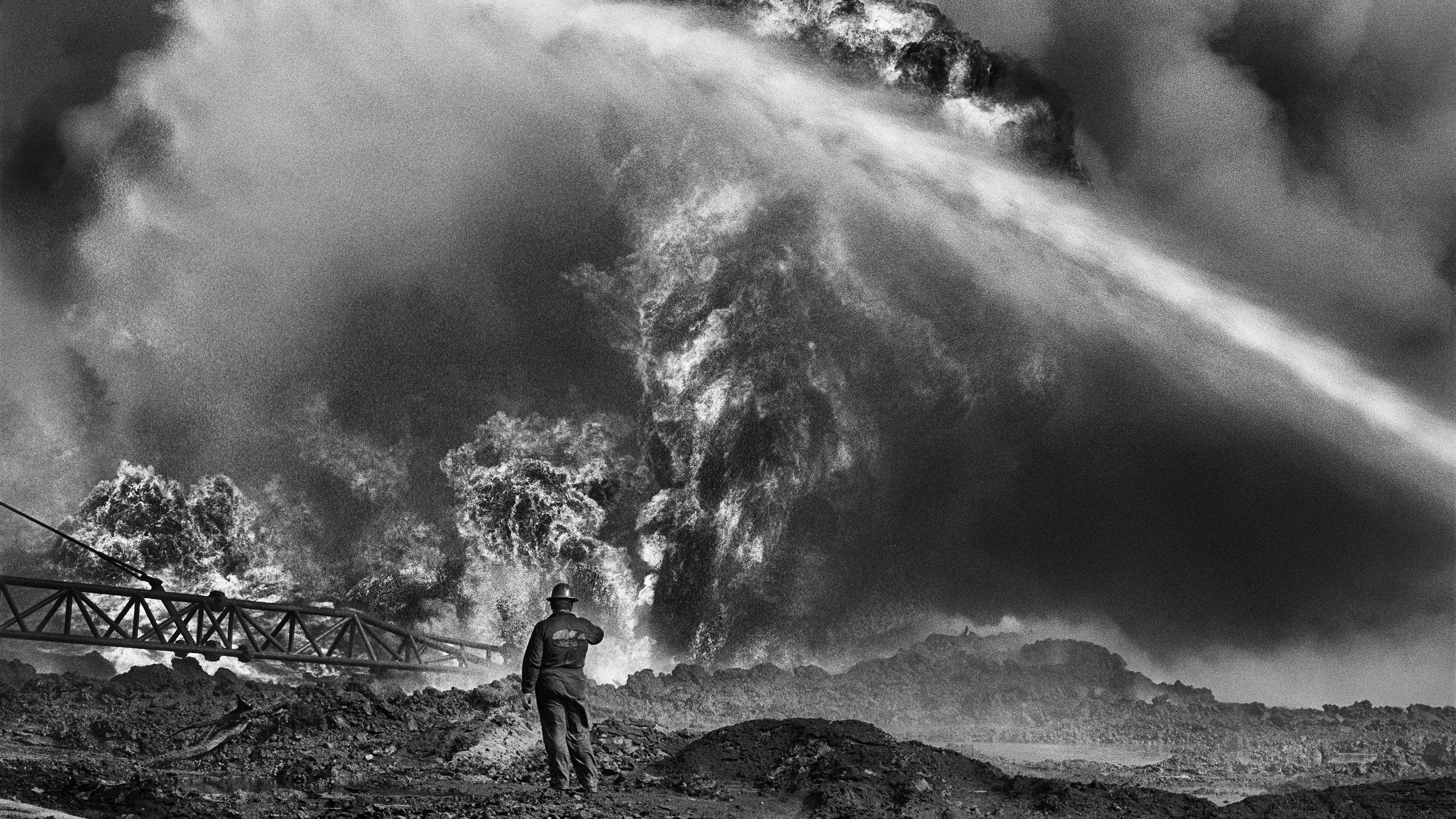 Iconic Sebastião Salgado Desert Fire Photo Series Gets Limited Edition ...