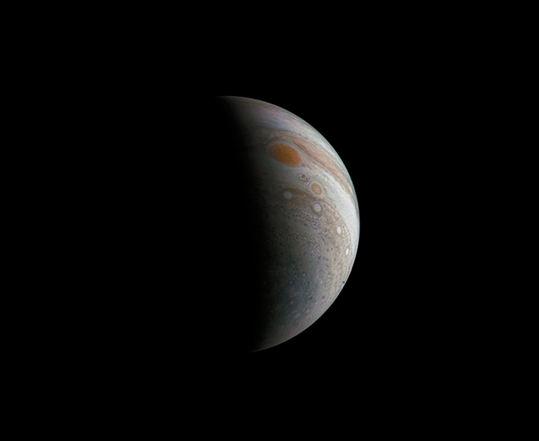 Breathtaking Images of Jupiter Captured by NASA Probe Juno - InsideHook