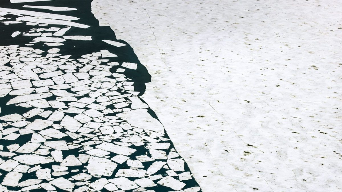 Photographer Captured 'The Arctic Melt' as Evidence of Climate Change ...