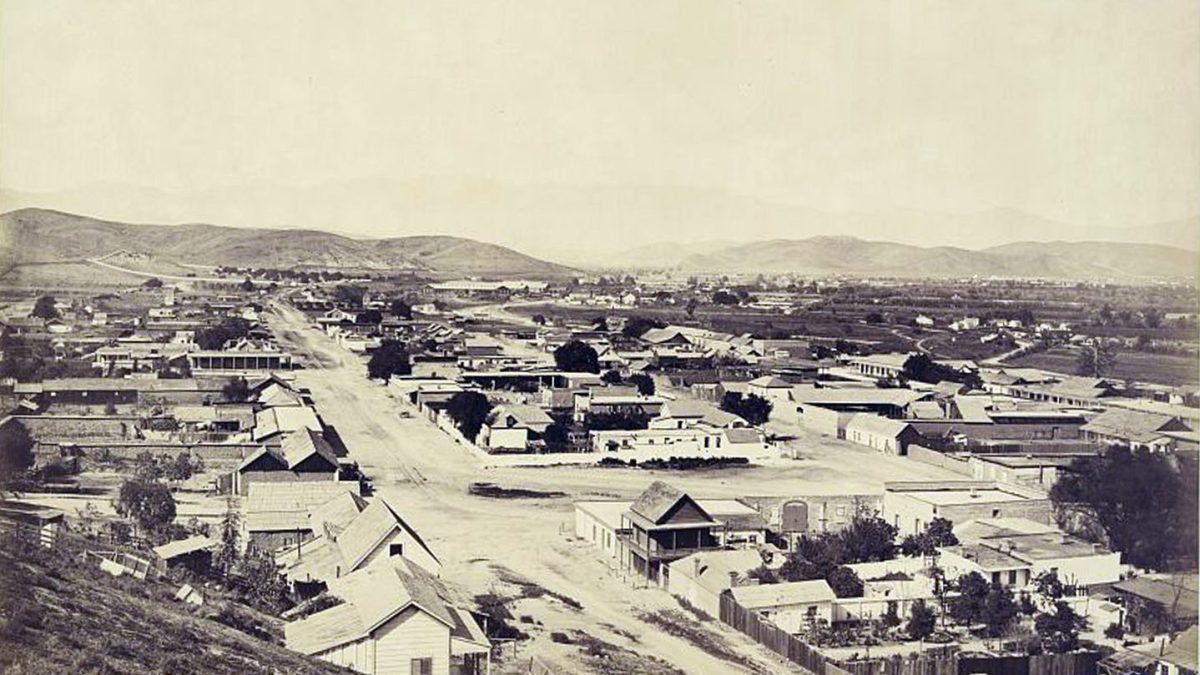 Travel Back in Time with Some of the Oldest Photos of Cities Around the ...