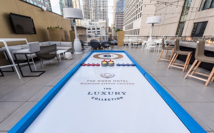 Chicago’s Best Rooftop Bars for Cold-Weather Drinking - InsideHook