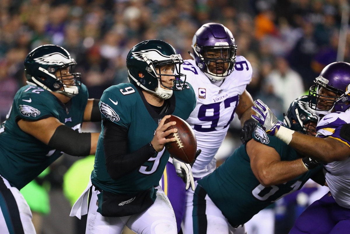 Don't Worry, Nick Foles' Ribs Are Just Fine - InsideHook