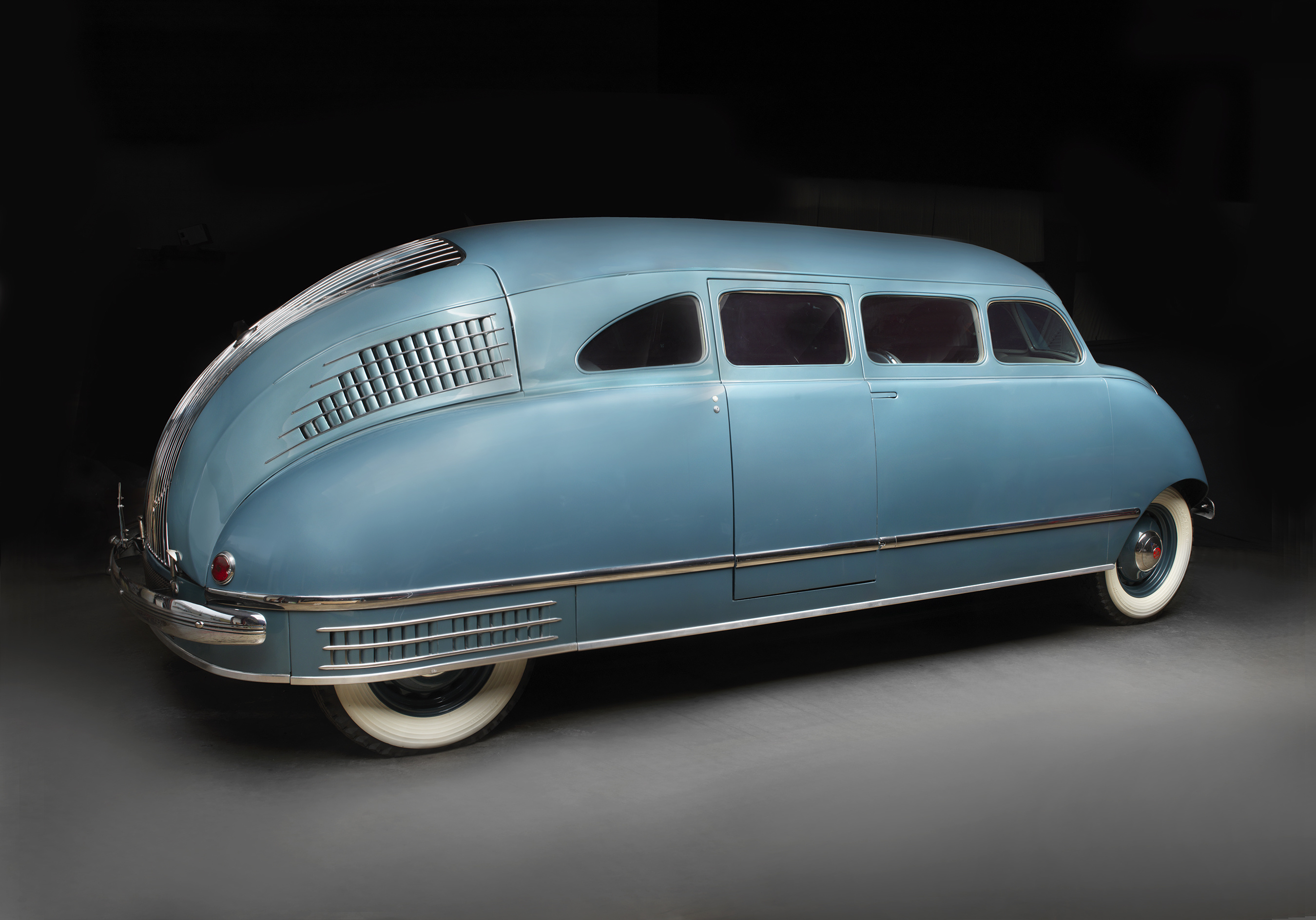 'The Shape of Speed' Exhibit Has Curves in All the Right Places ...