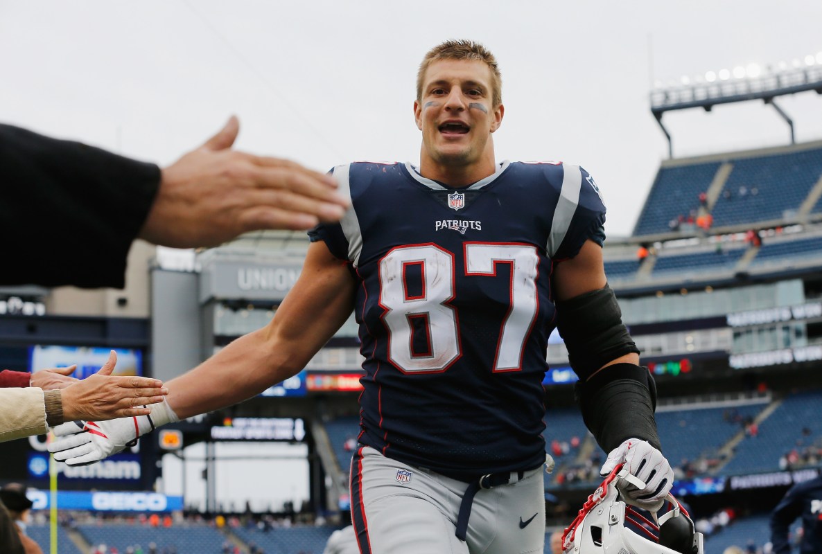 Rob Gronkowski Was Peak Rob Gronkowski on $100,000 Pyramid - InsideHook