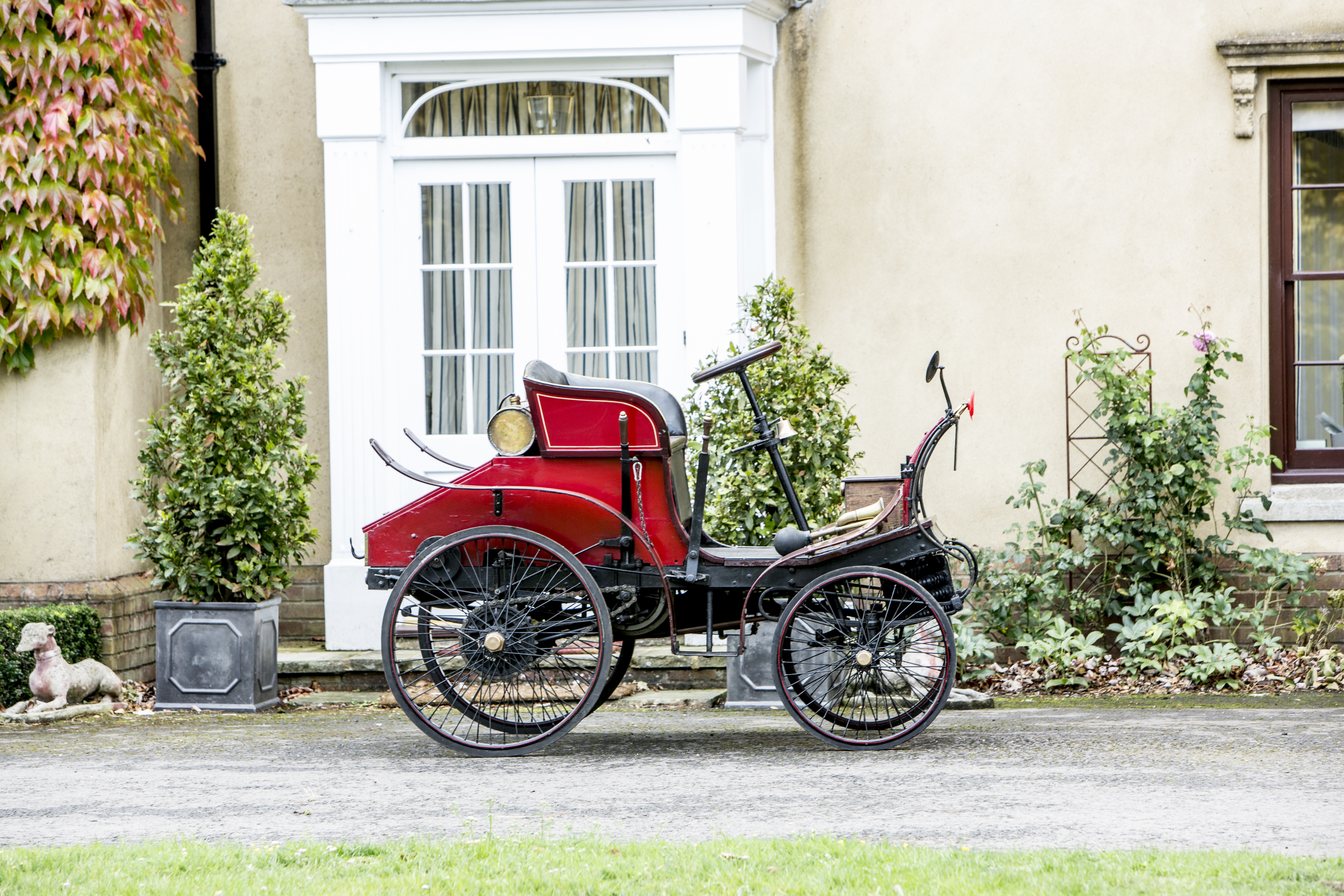 This Two-Seater Is the Oldest DIY Project on Four Wheels - InsideHook