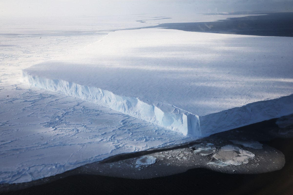 Why Scientists Just Drilled a Mile-Long Hole In the Antarctic Ice ...