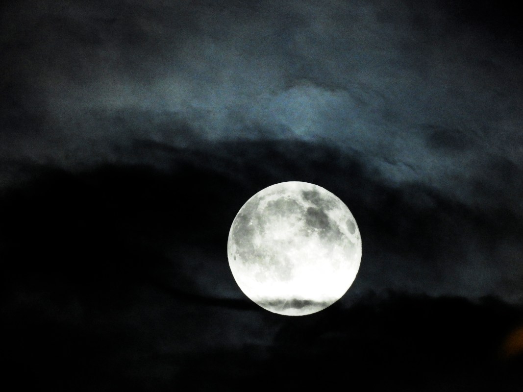 China Wants to Launch a Fake Moon into Space - InsideHook