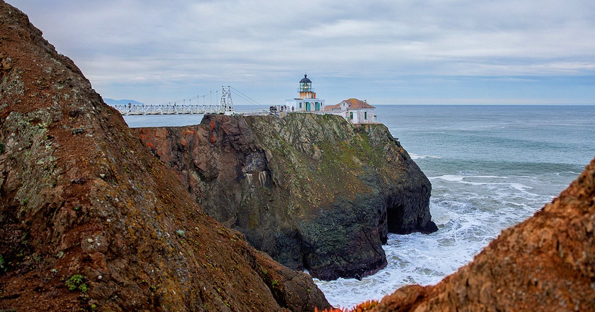 The Bay Area’s 5 Best Lighthouse Hikes - InsideHook