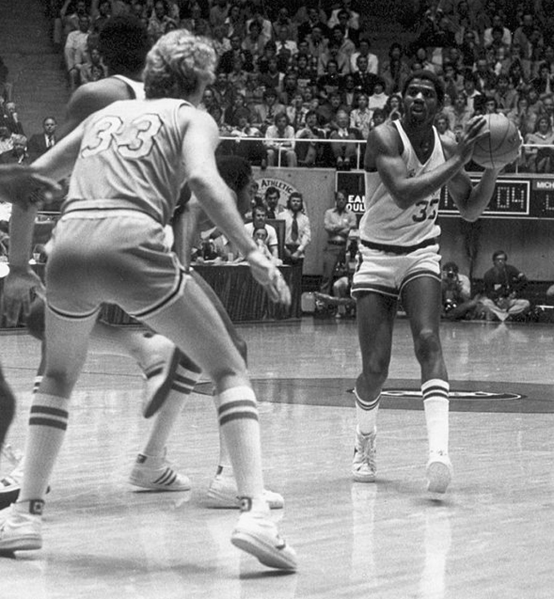 The Rivalry That Saved the NBA Began During March Madness: Magic v ...