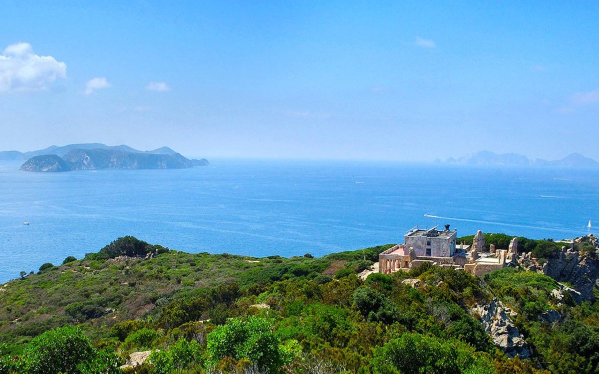 Secret Italian Orgy Island Of Zannone Has A Dark History Insidehook