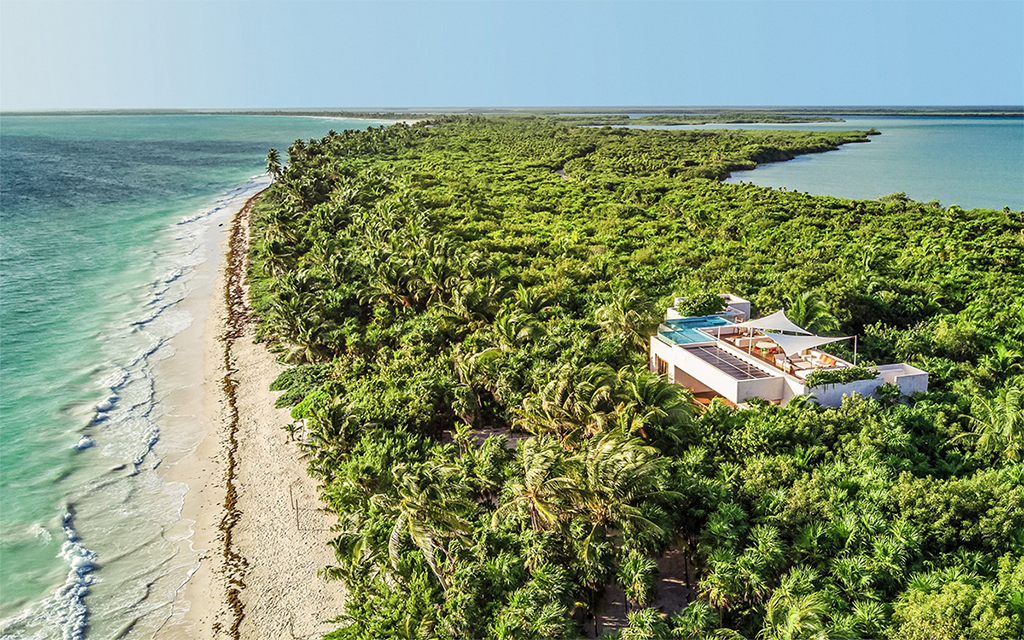 10 Best Villas from Airbnb’s Luxury Line: Airbnb Luxury Vacation ...
