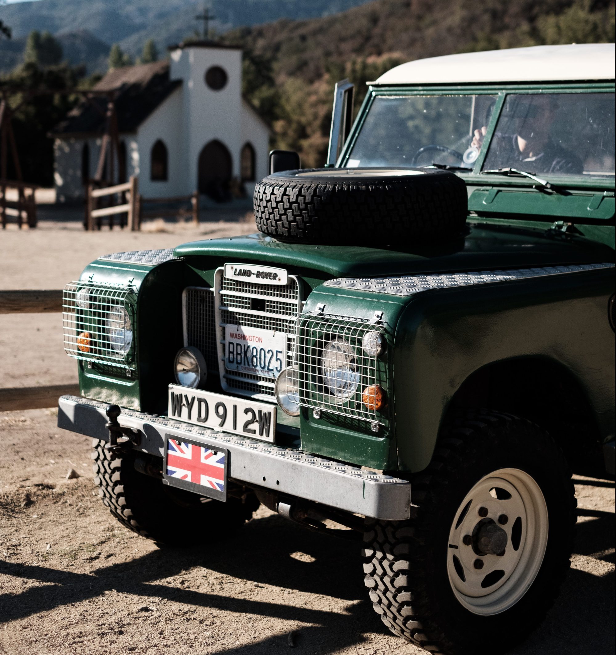 The Story Behind America's Biggest Land Rover Party - InsideHook