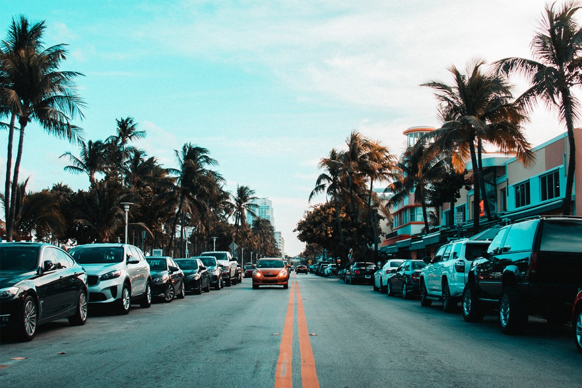 Florida Green-Lights Autonomous Cars Without Human Operators Starting ...