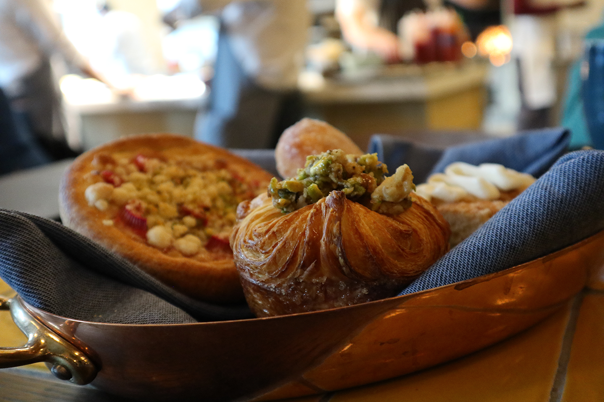 What It’s Like to Spend 24 Hours in the New Hoxton Chicago - InsideHook