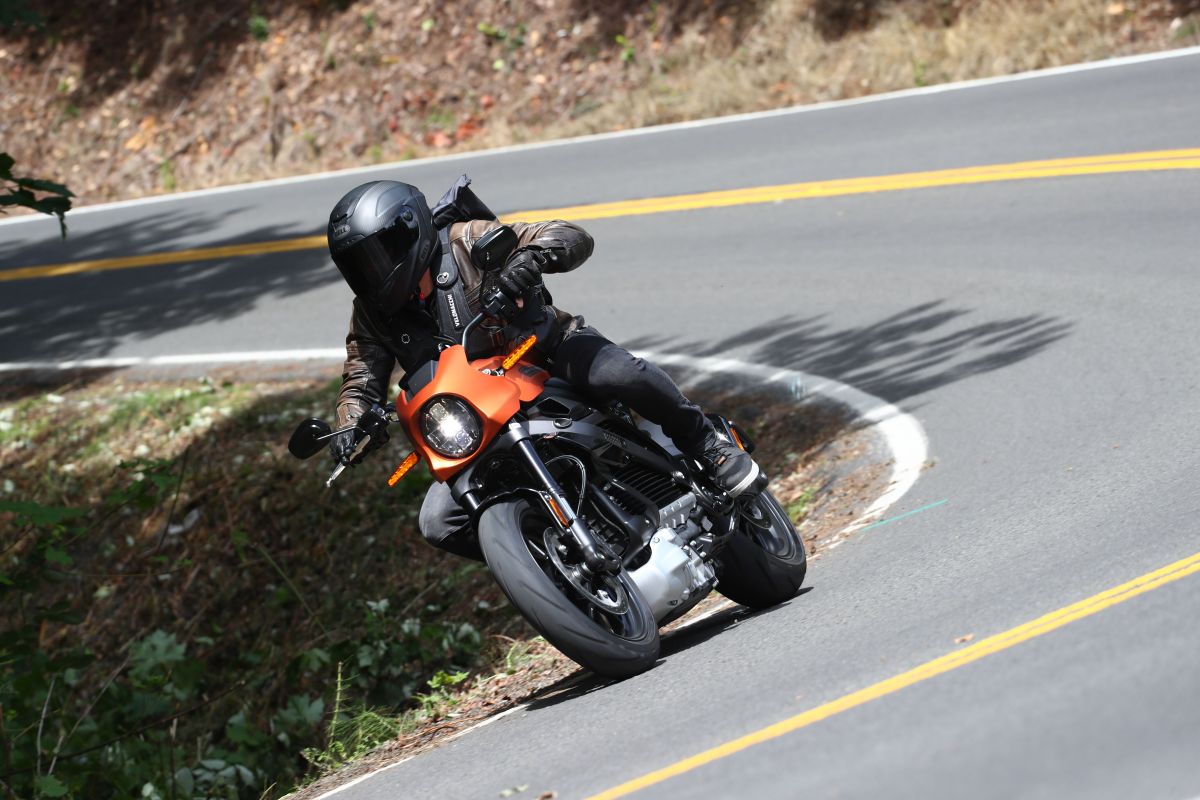 Review: Harley-Davidson's First Electric Motorcycle, the LiveWire ...