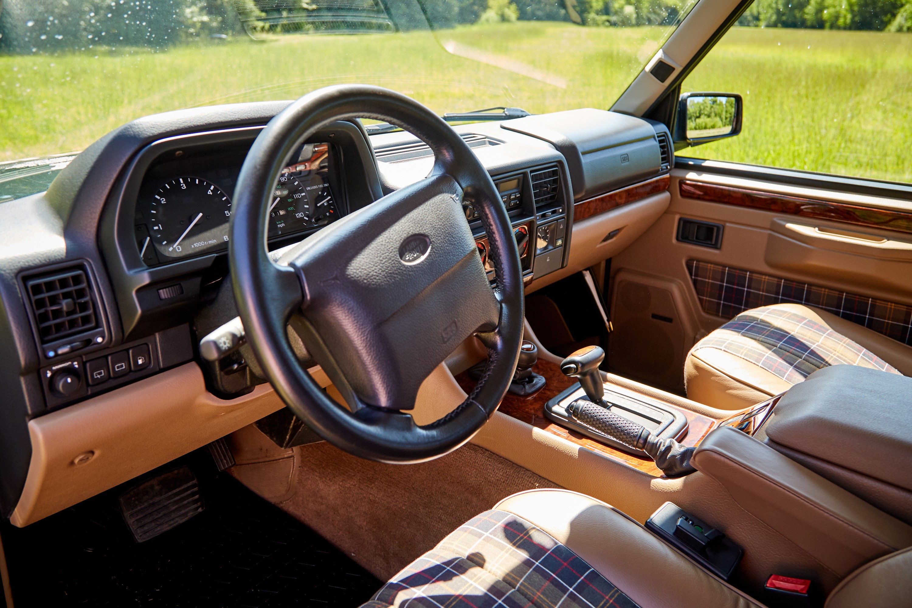 Barbour and Orvis Team Up for the Vintage Range Rover of Your Dreams ...