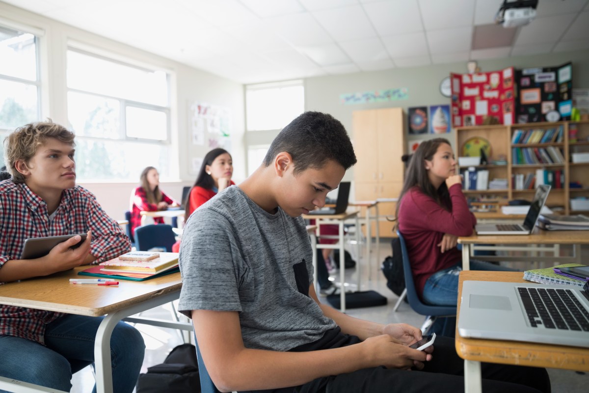Kids Are Texting During Class, and Parents May Be the Problem - InsideHook