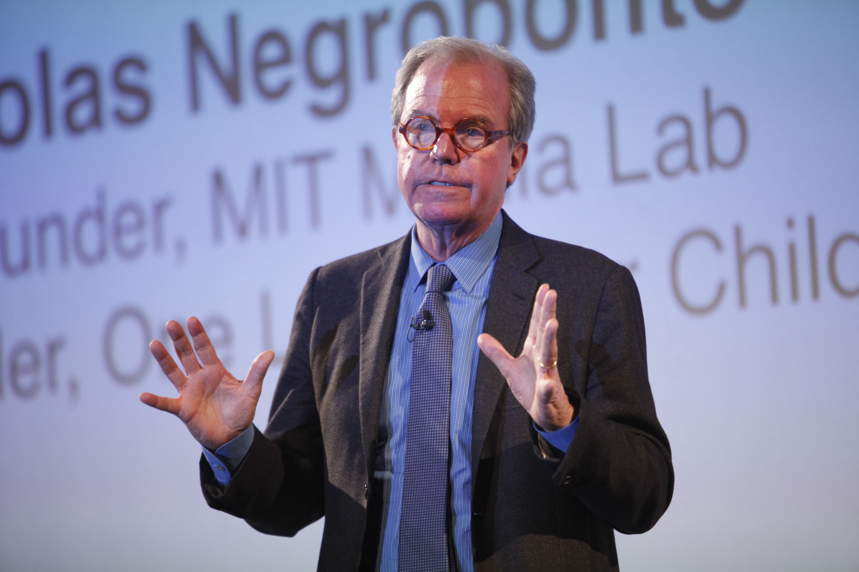 MIT Media Lab Founder Said He Supports Taking Money From Jeffrey ...