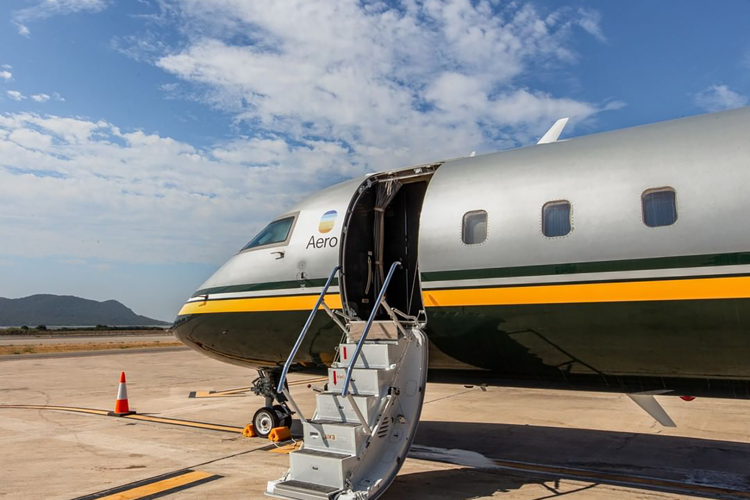Aero Offers Private Flights at Business Class Prices - InsideHook