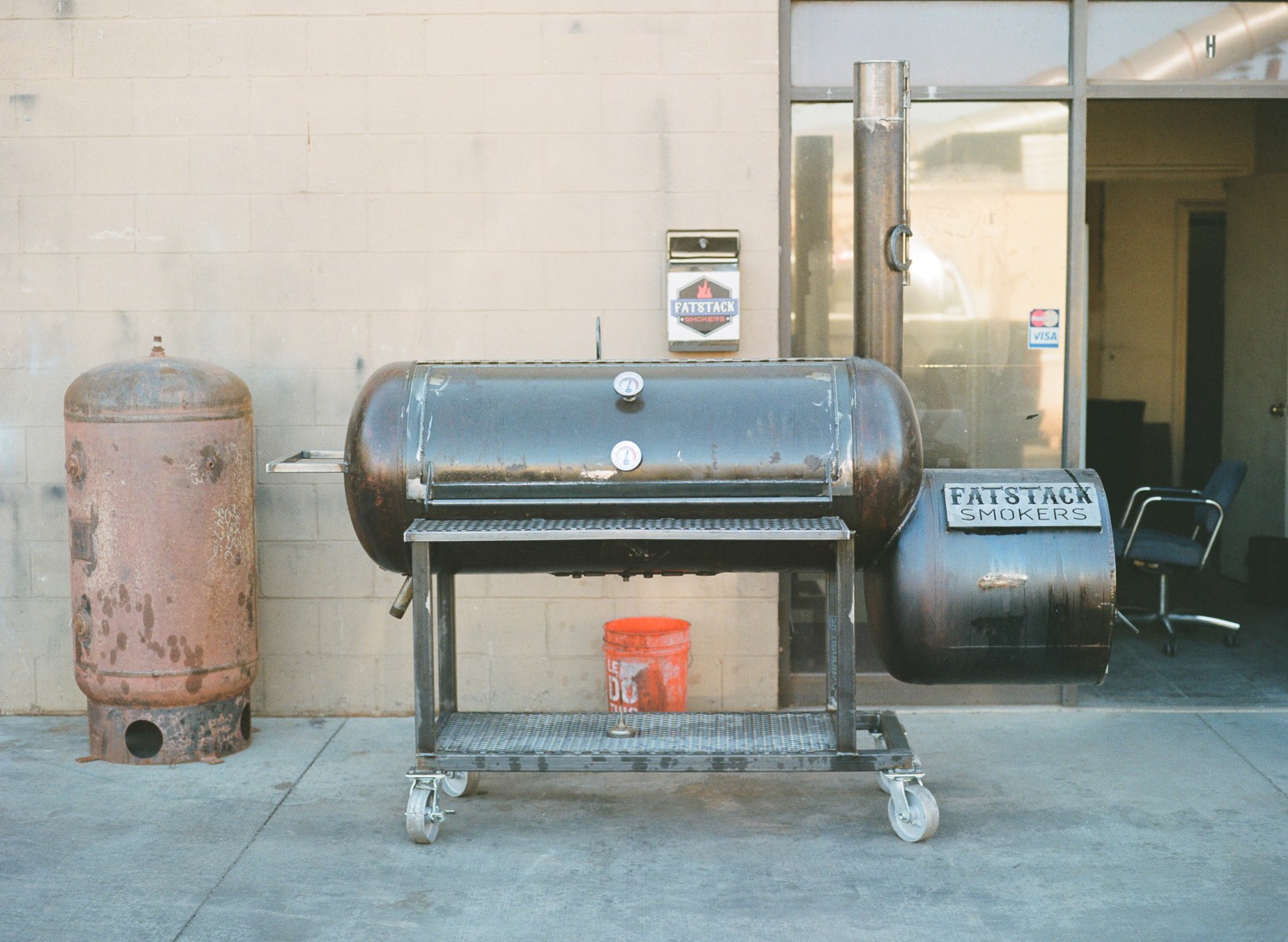 America’s Best Texas-Style Smokers Are Built in … Los Angeles? - InsideHook
