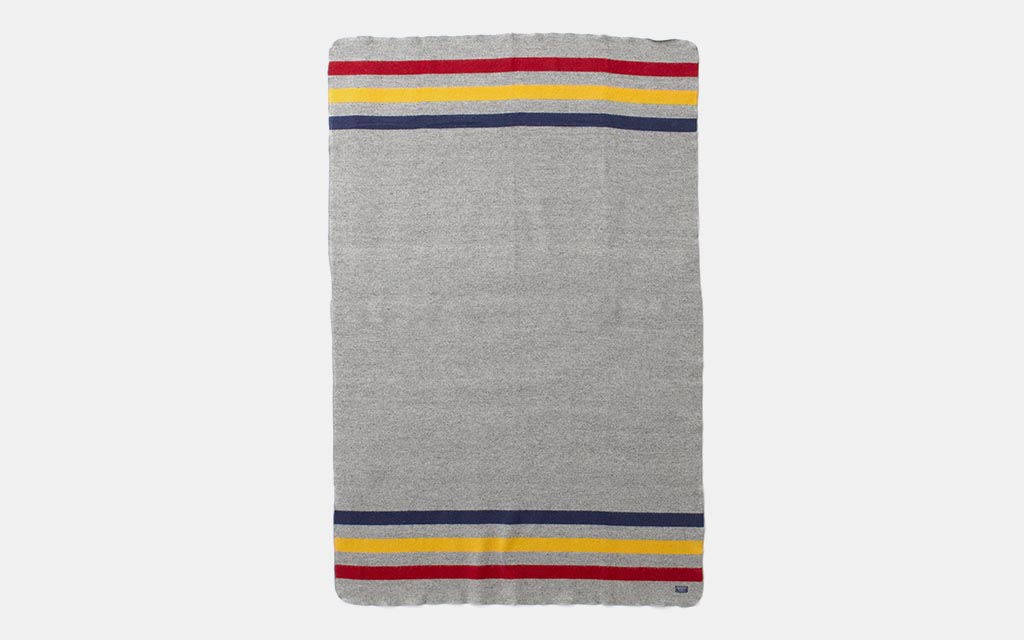 The Best Winter Blankets for Men in 2020 - InsideHook