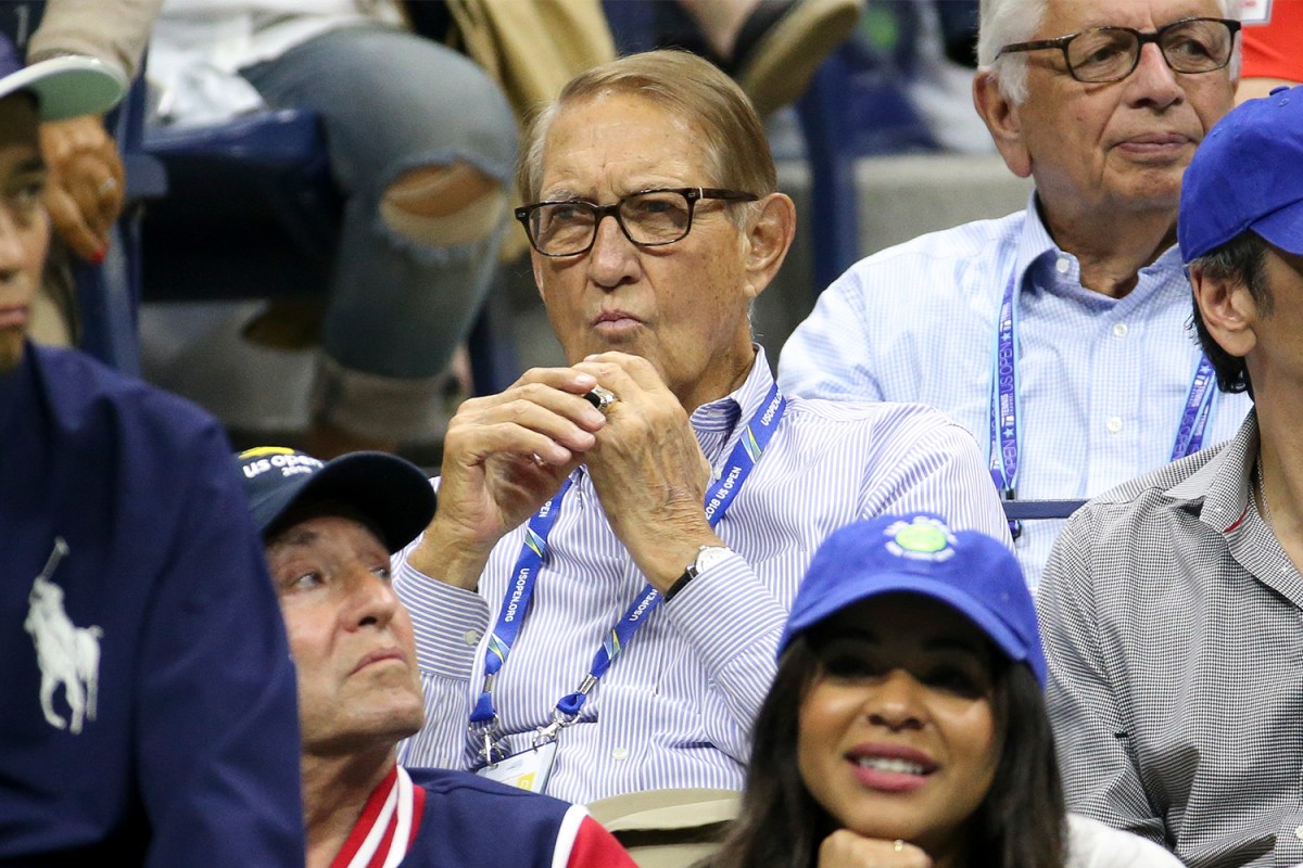 Michael Jordan’s Nike Agent Donald Dell Is Still Making Deals - InsideHook