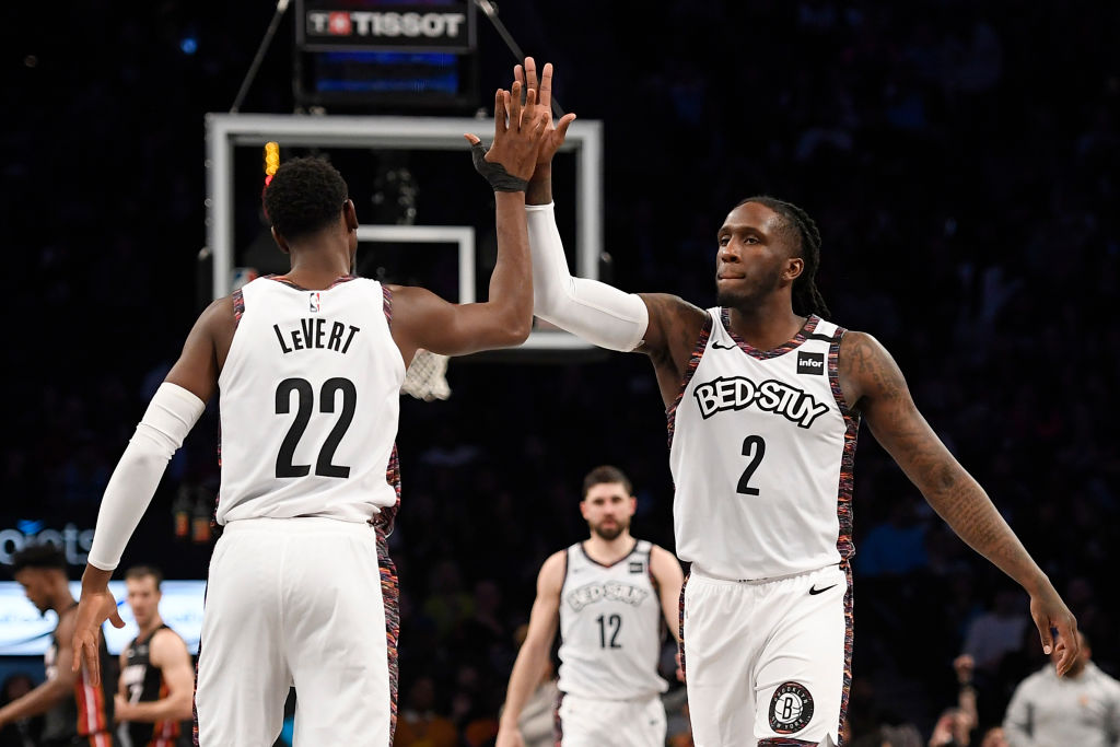 NBA Asks Players to Stop High-Fives as Part of Coronavirus Strategy ...