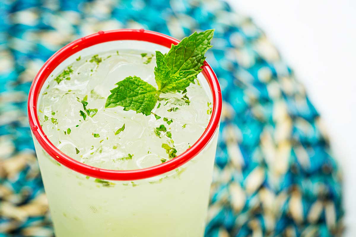 Your Cocktails Need More Absinthe. Here’s Why. - InsideHook