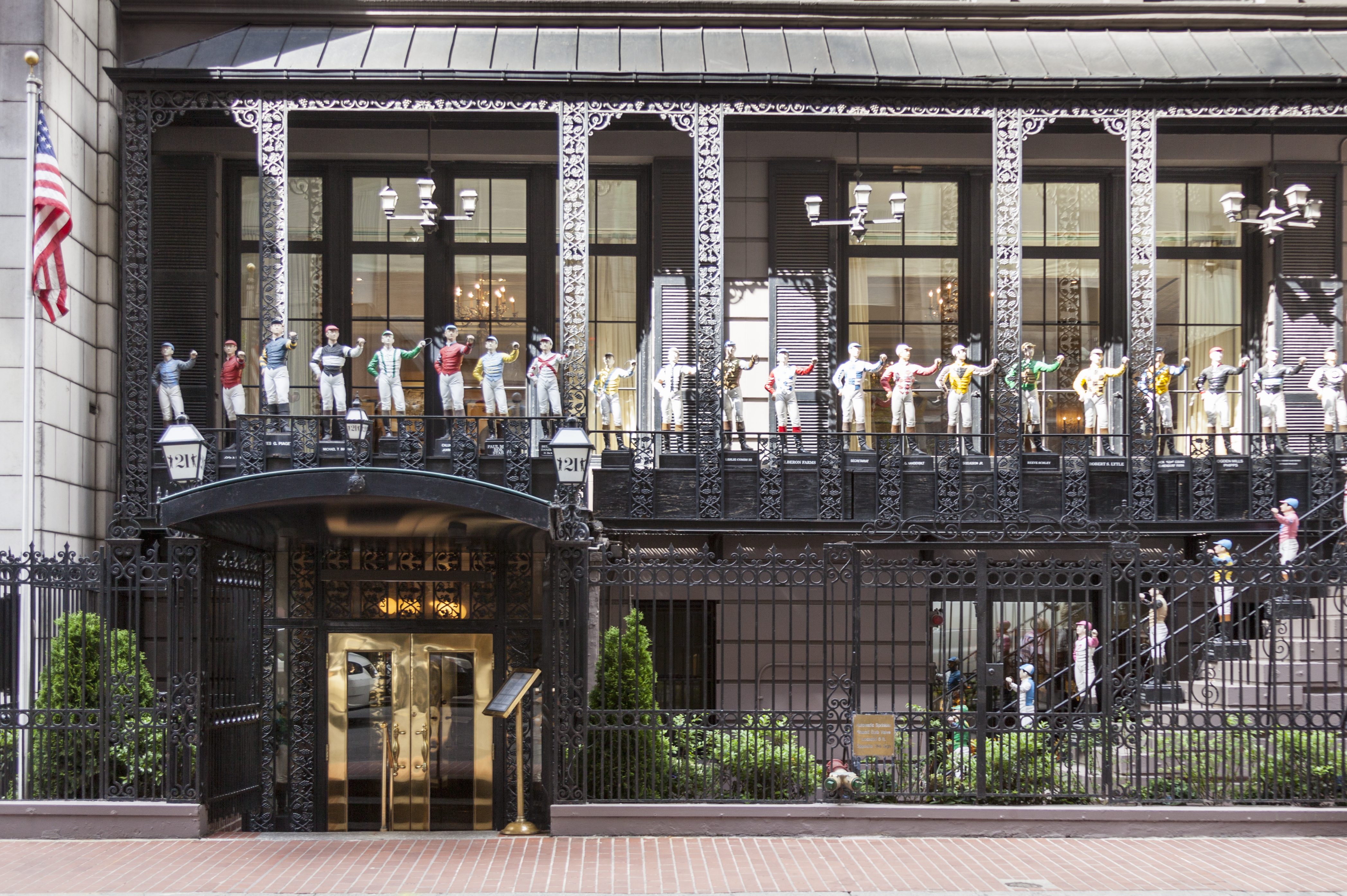 Chef Michael Lomonaco on His Time at NYC's 21 Club in 80s - InsideHook