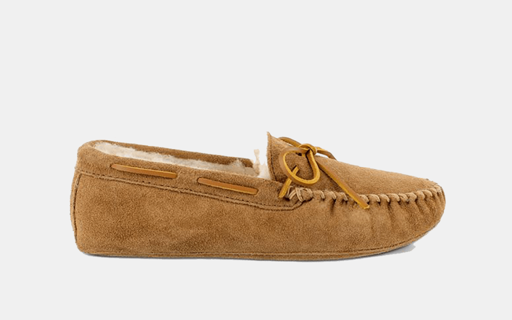 6 Different Styles of Men's Slippers and Where to Buy - InsideHook