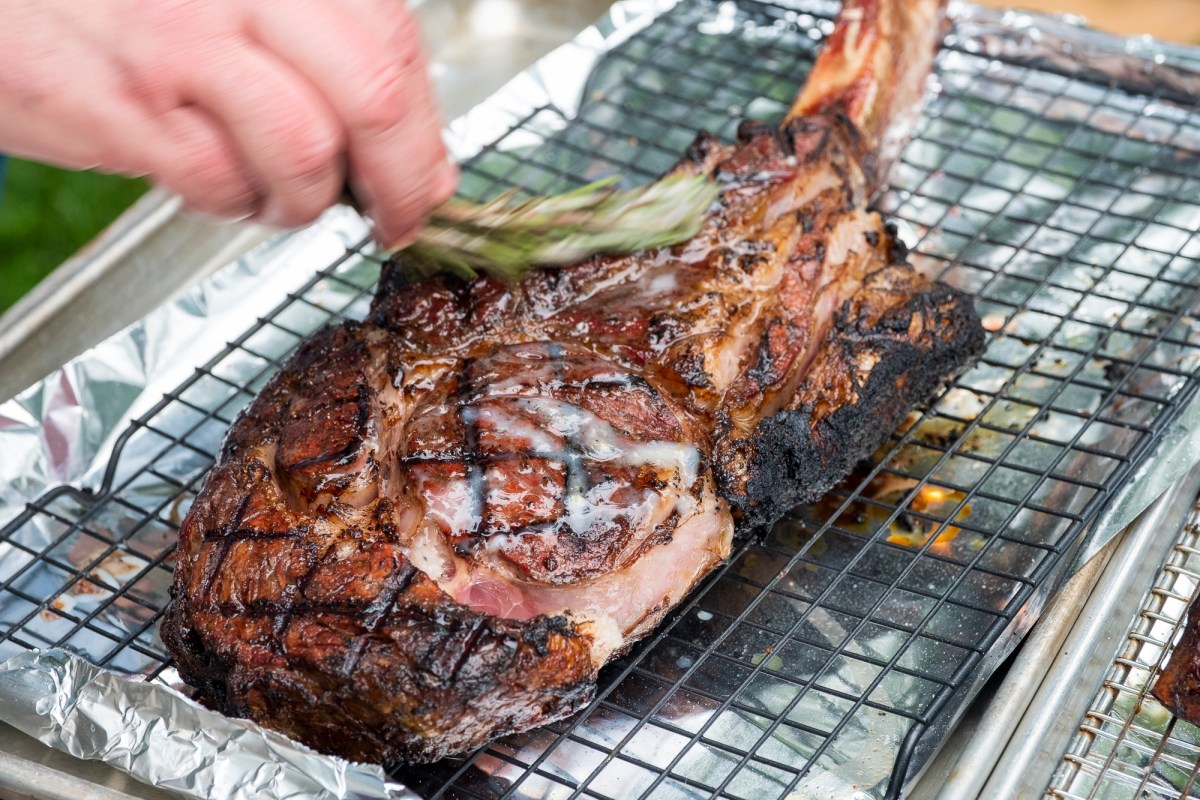 Why Digging a Hole in Your Backyard Could Yield the Best Steak Ever ...