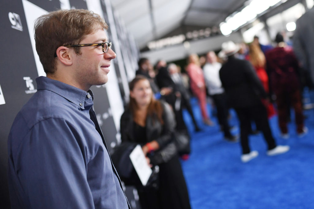 Comedian Joe Pera Offers Bathroom Anxiety Tips in Book - InsideHook