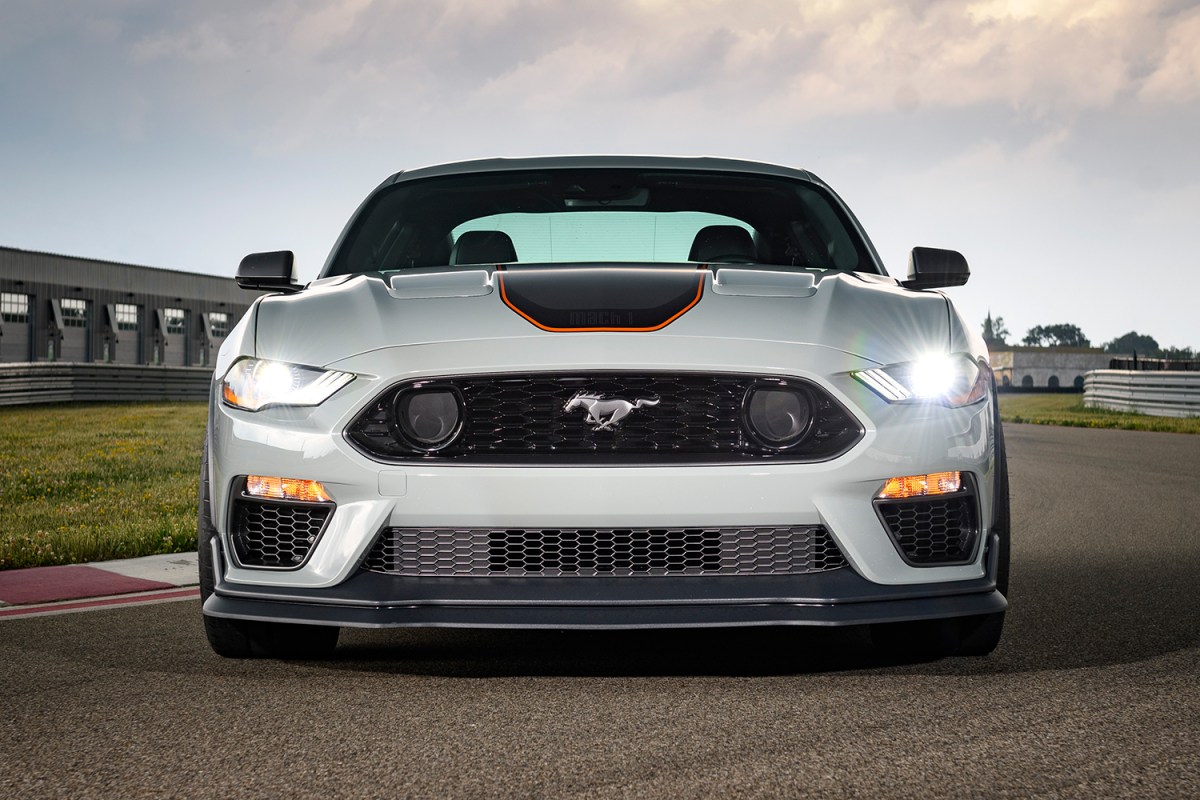 After 17 Years, a New Mustang Mach 1 Is on Sale. It Won’t Last Long ...