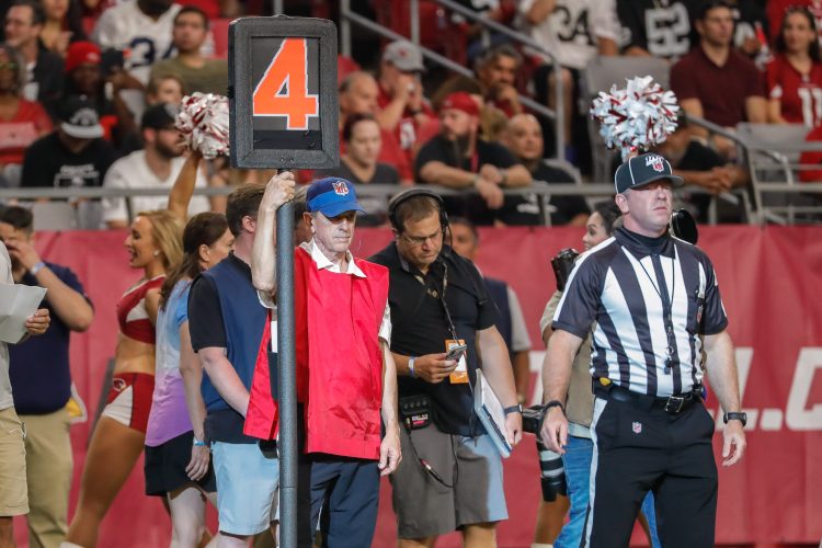 NFL Teams Going for It on 4th Down at Record-Setting Pace in 2020 ...