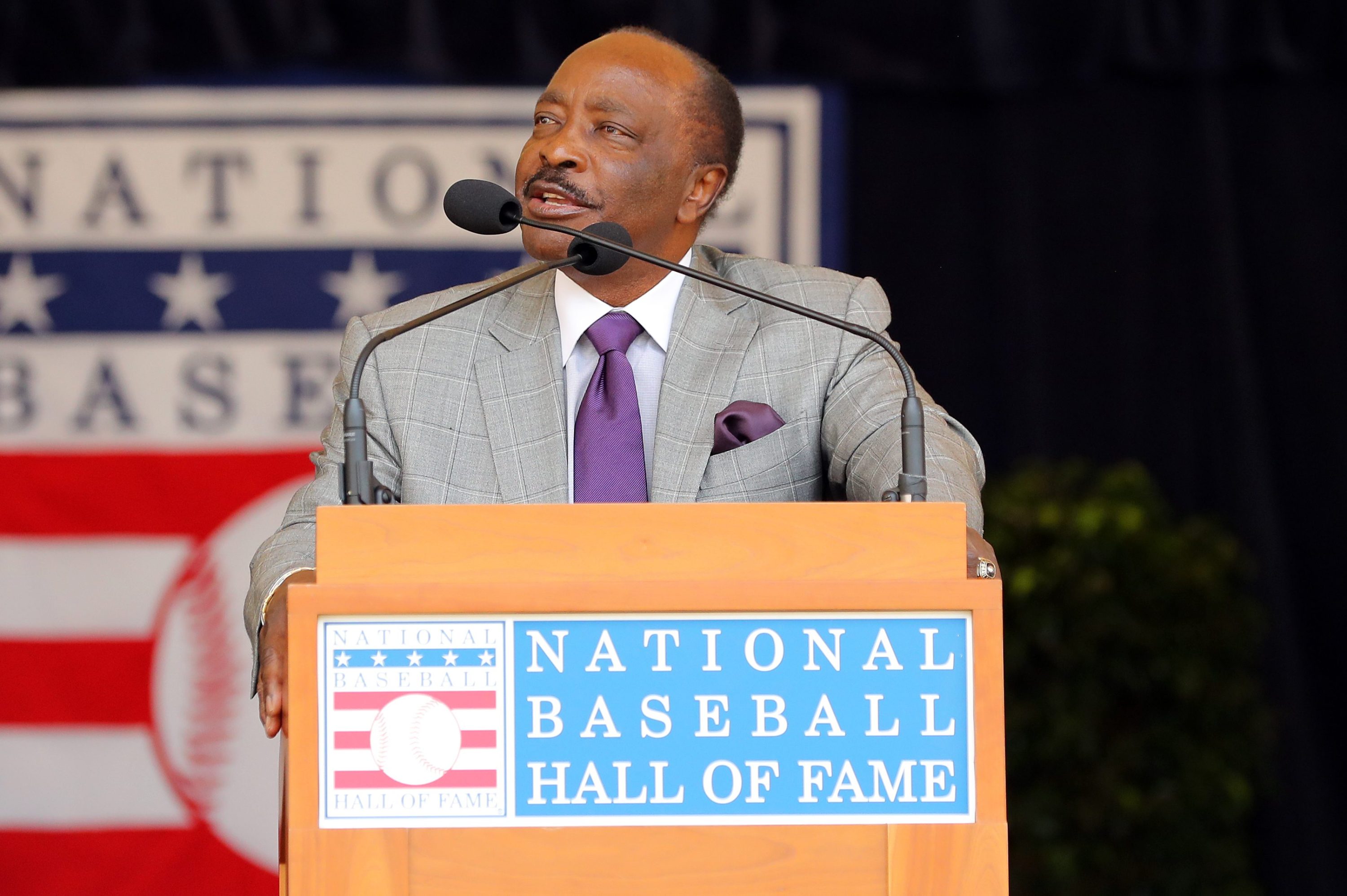 Joe Morgan, Hall-of-Fame Second Baseman and Broadcaster, Dead at 77 ...