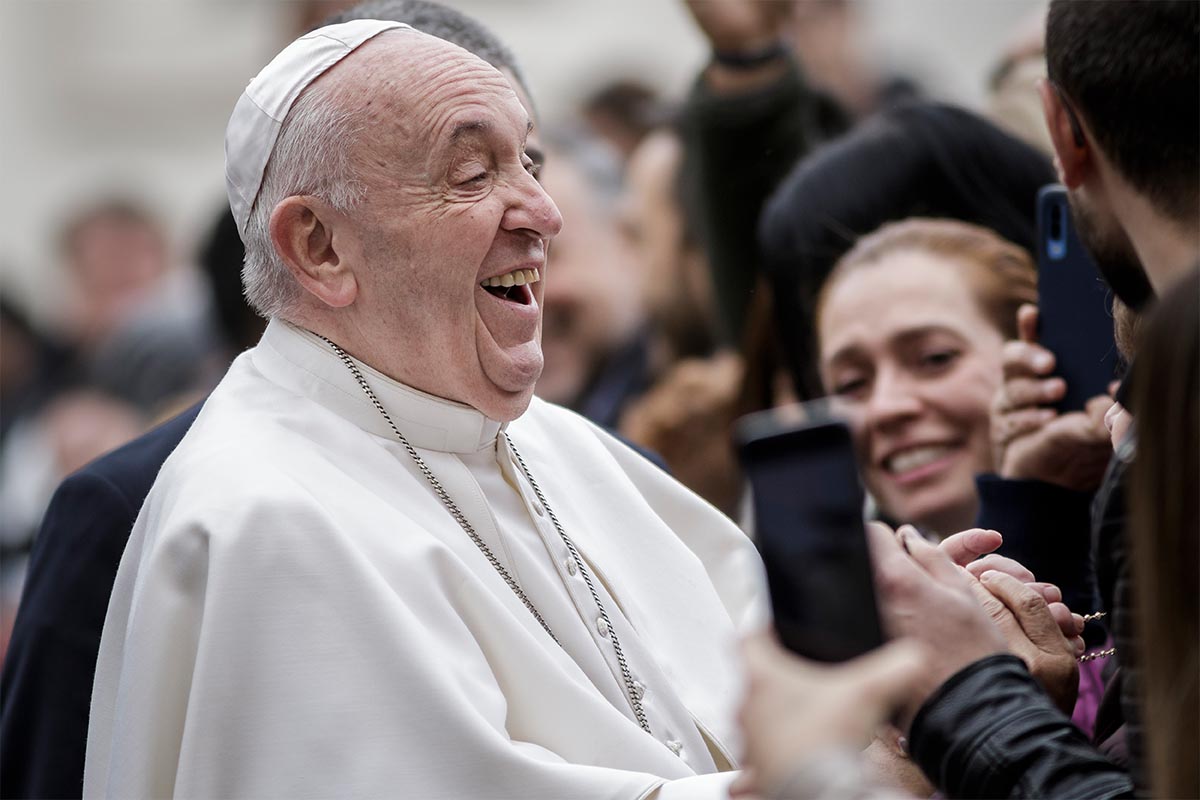Someone Working for Pope Francis "Liked" a Model's Saucy Instagram Pic ...