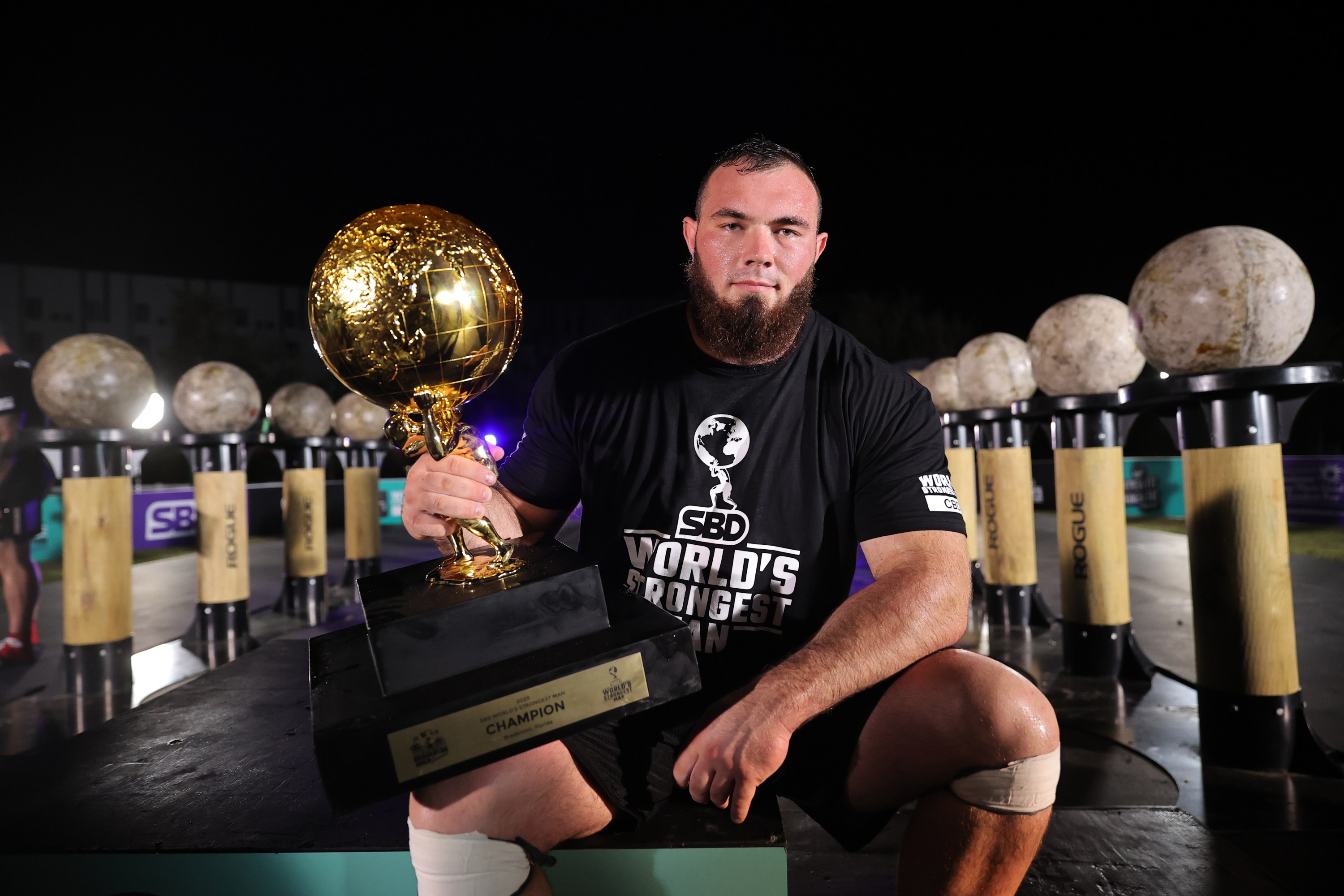 What 2020 World’s Strongest Man Oleksii Novikov Eats on Cheat Day ...