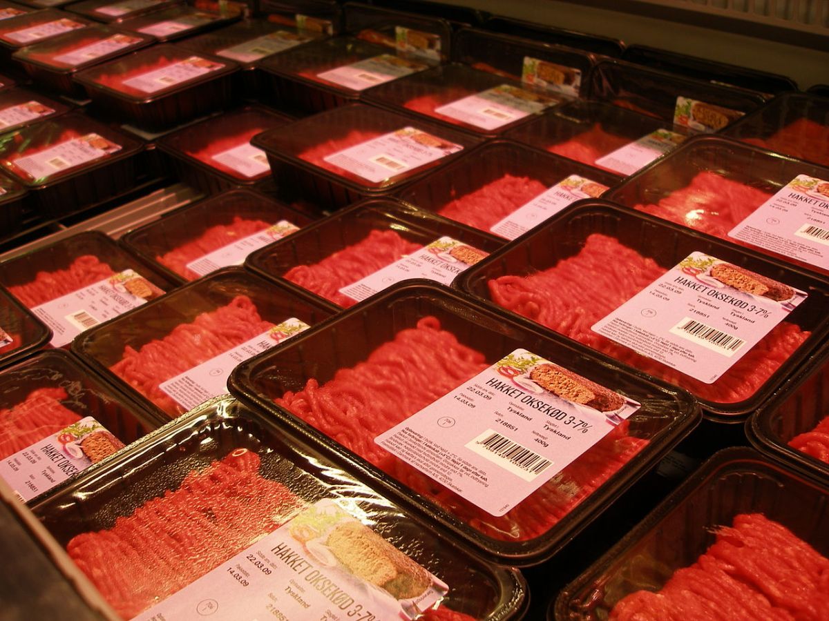 A Viral Video Offers Bad Beef-Washing Advice - InsideHook