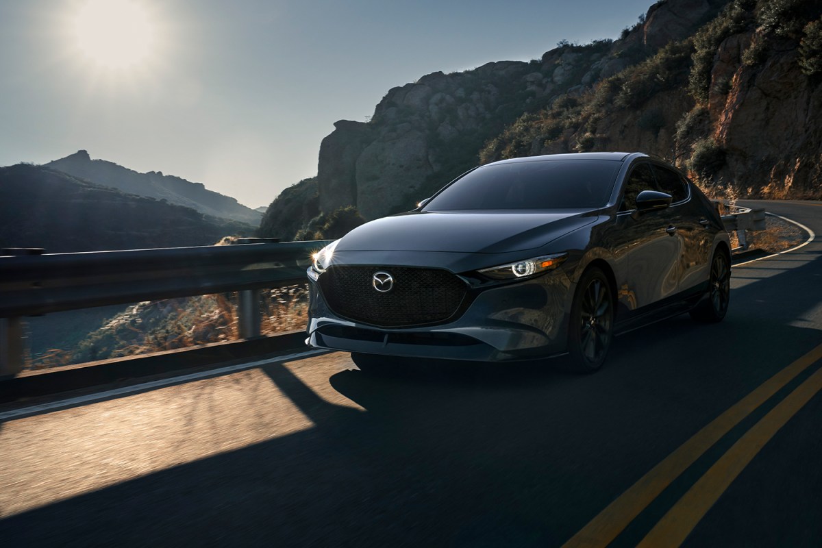 The 2021 Mazda 3 Turbo Rivals the Germans for Small-Car Supremacy ...