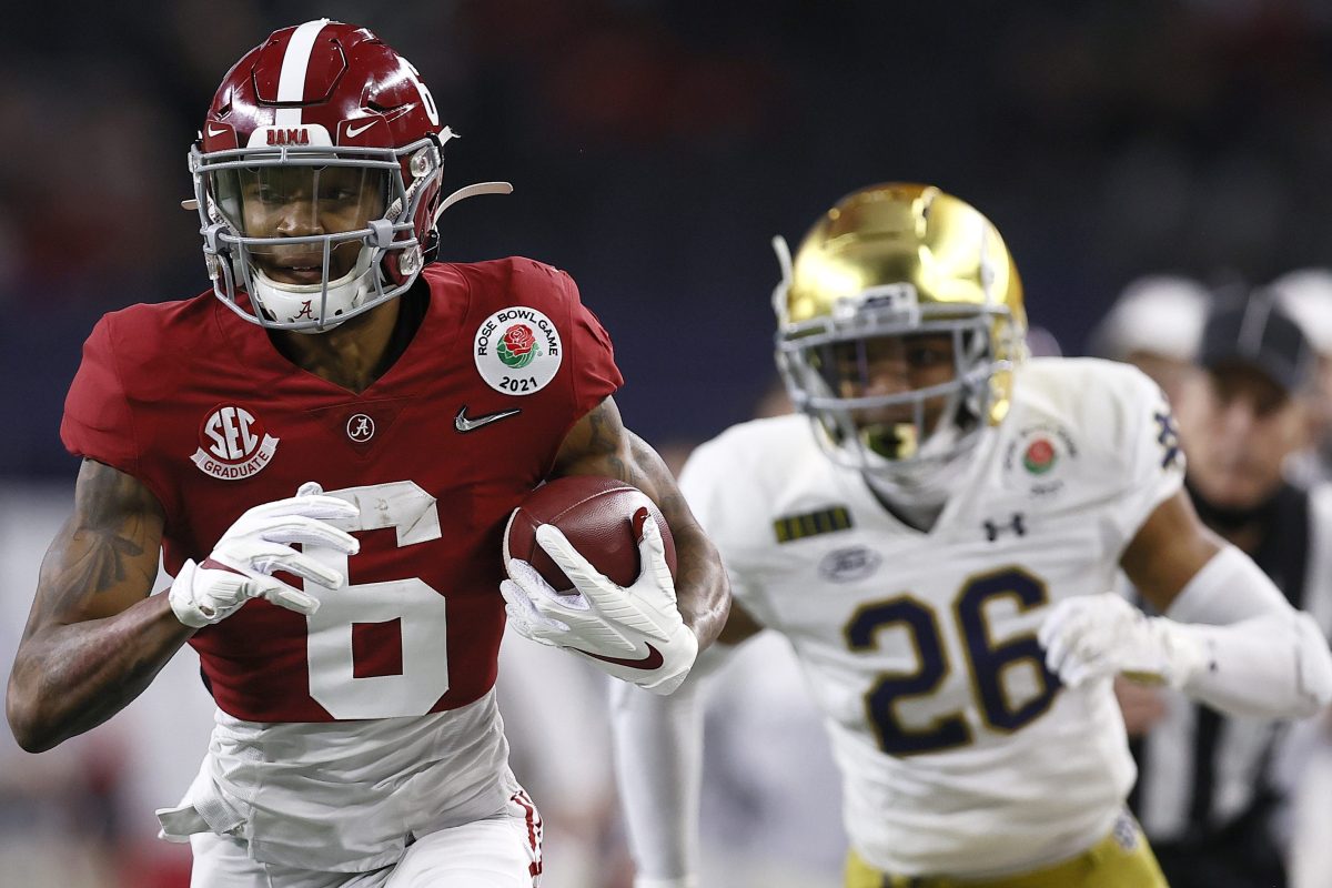 Alabama’s DeVonta Smith Becomes 4th WR to Win Heisman Trophy - InsideHook