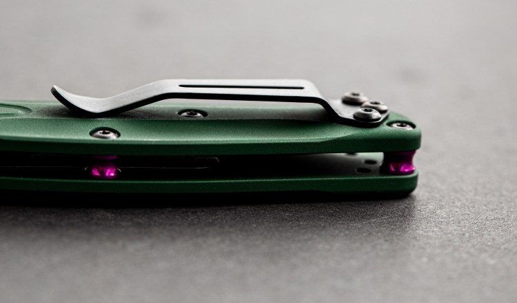 Review: The Benchmade Mini Osborne Is My New Favorite EDC Knife ...