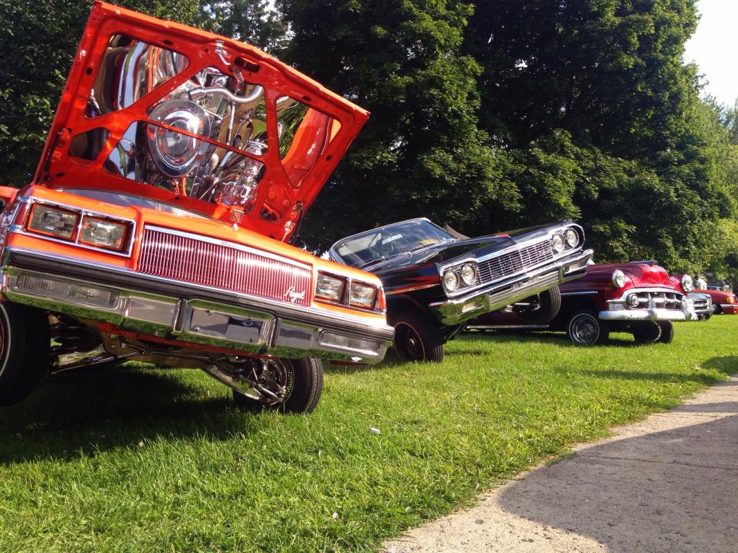 Lowriders Are Making a Comeback in Los Angeles - InsideHook