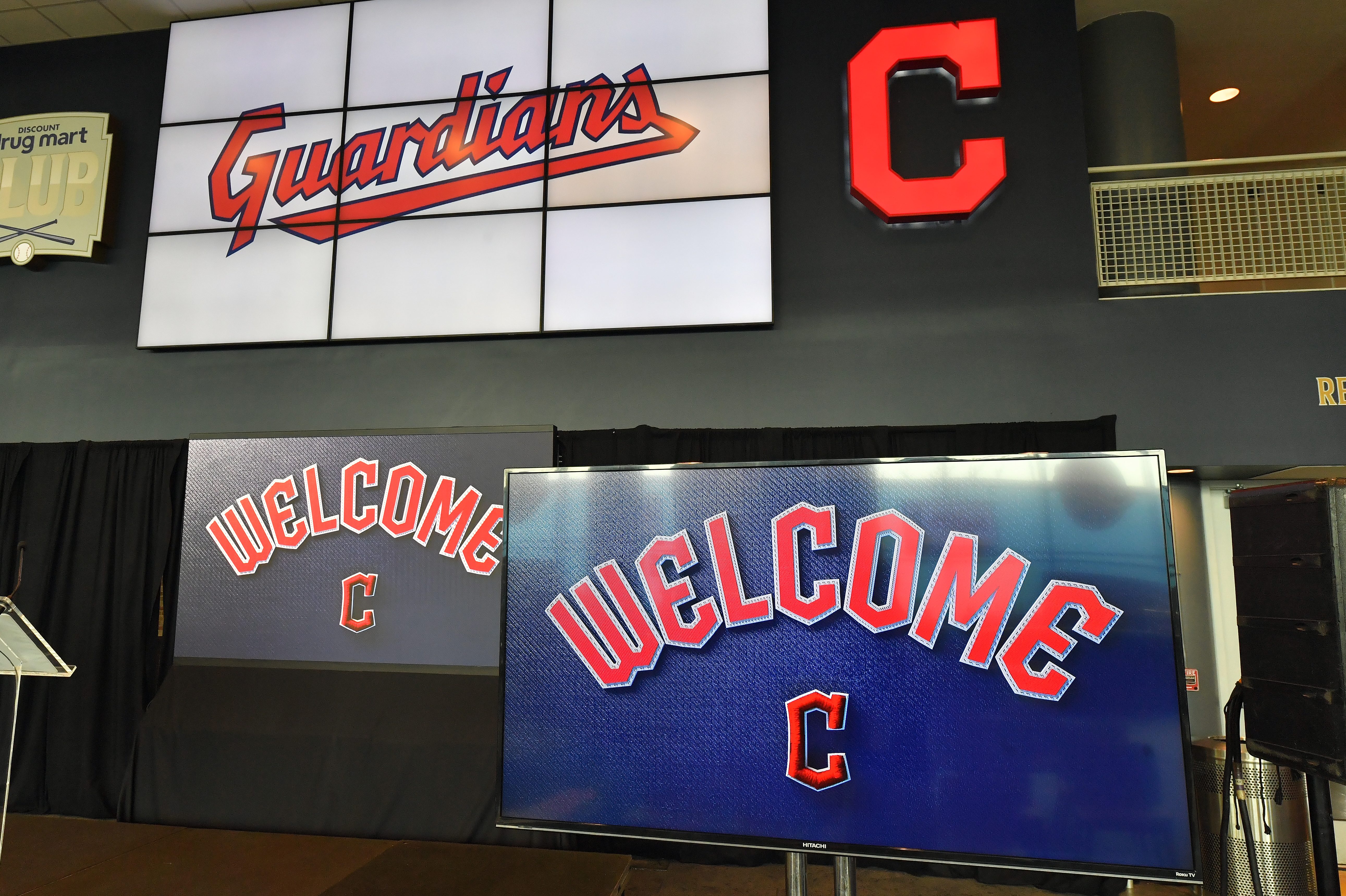 What Do Experts Think of the Cleveland Guardians Logo and Branding ...