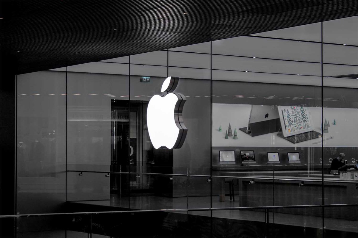Apple Fired a Prominent Organizer of the #AppleToo Movement - InsideHook